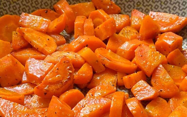 Receita de cenoura refogada na manteiga; você nunca viu igual